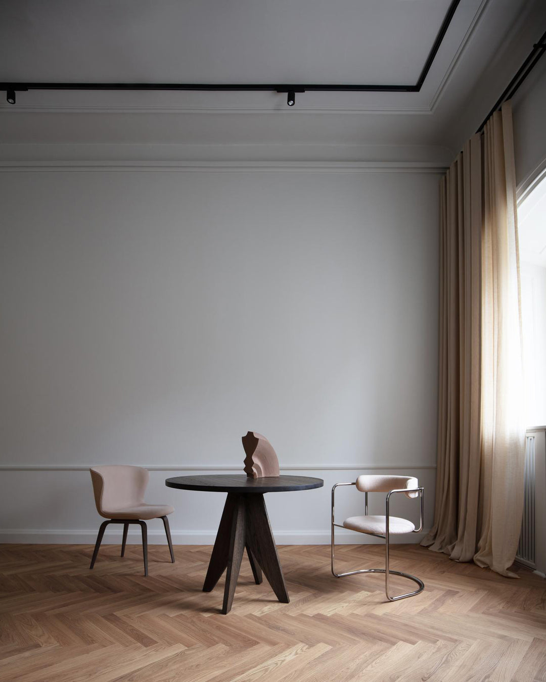 Pose Round Spisebord – Milla LAB