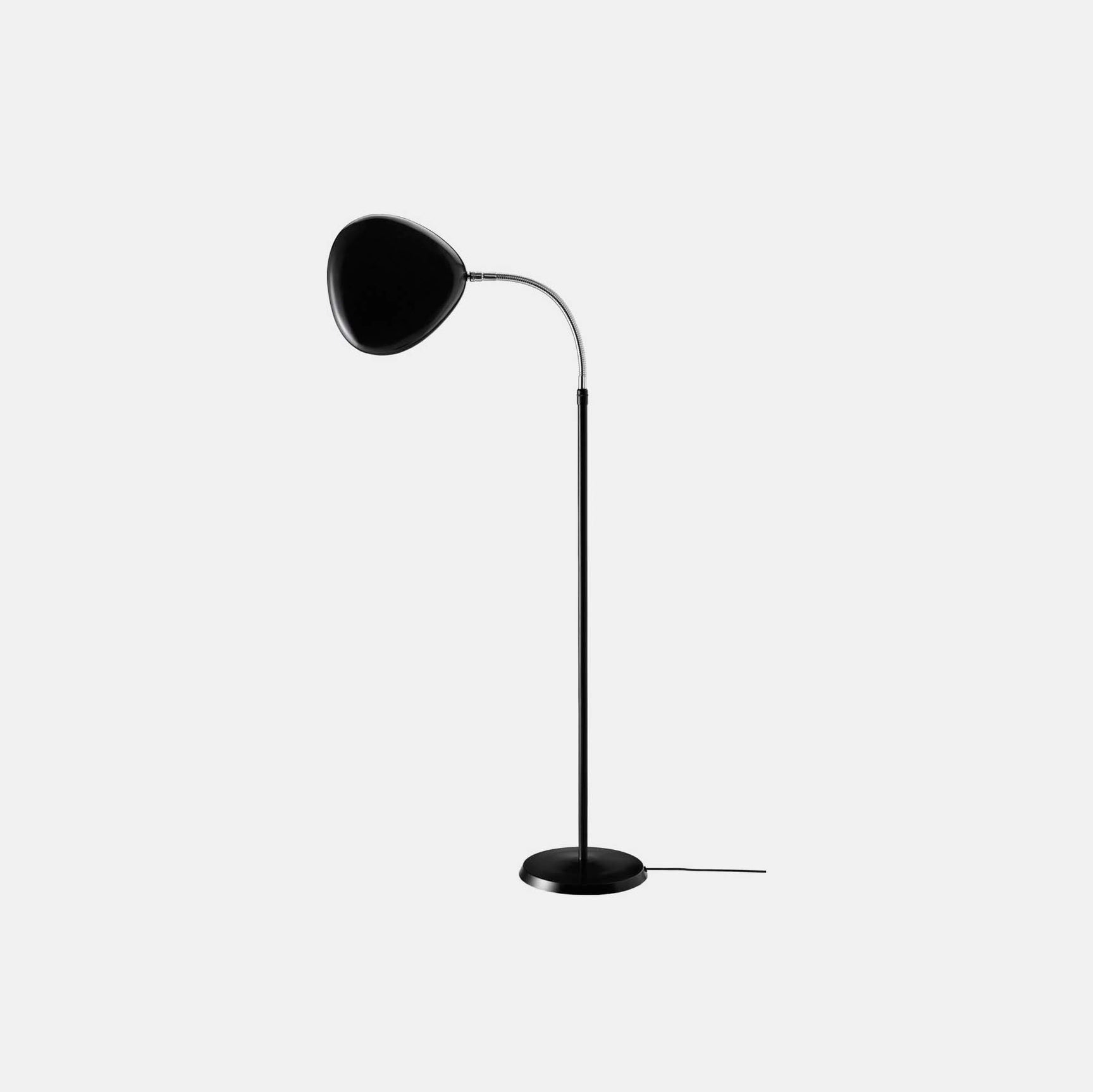 Cobra Gulvlampe – Milla LAB