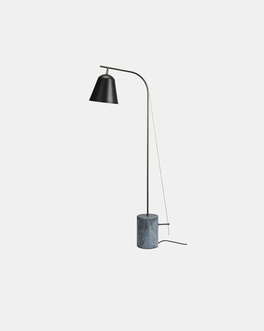 Line One Gulvlampe - Small - Flere Varianter – Milla LAB